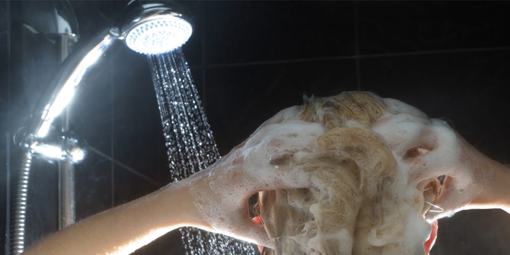 Mistakes Were Making While Washing Our Hair