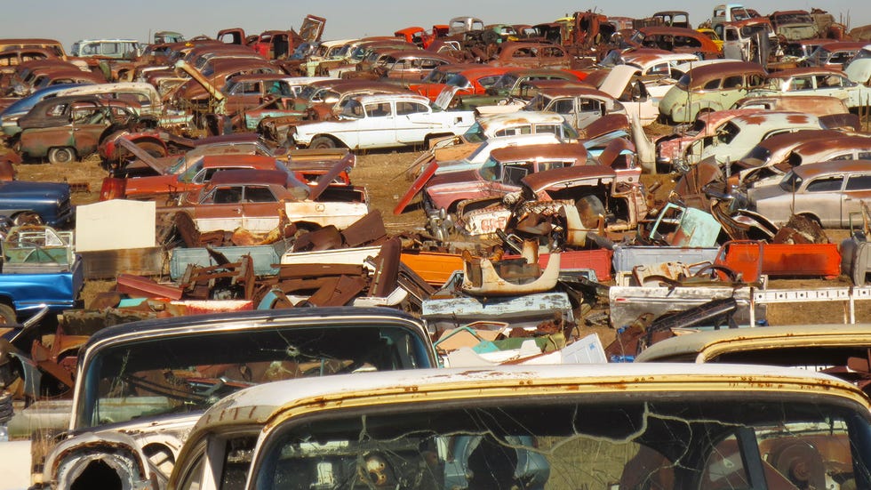 Wrecking yards store
