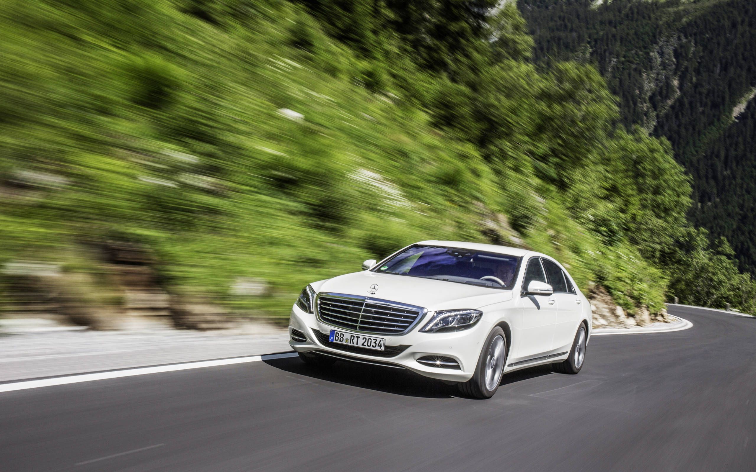 2015 Mercedes Benz S550 Plug in Hybrid first drive