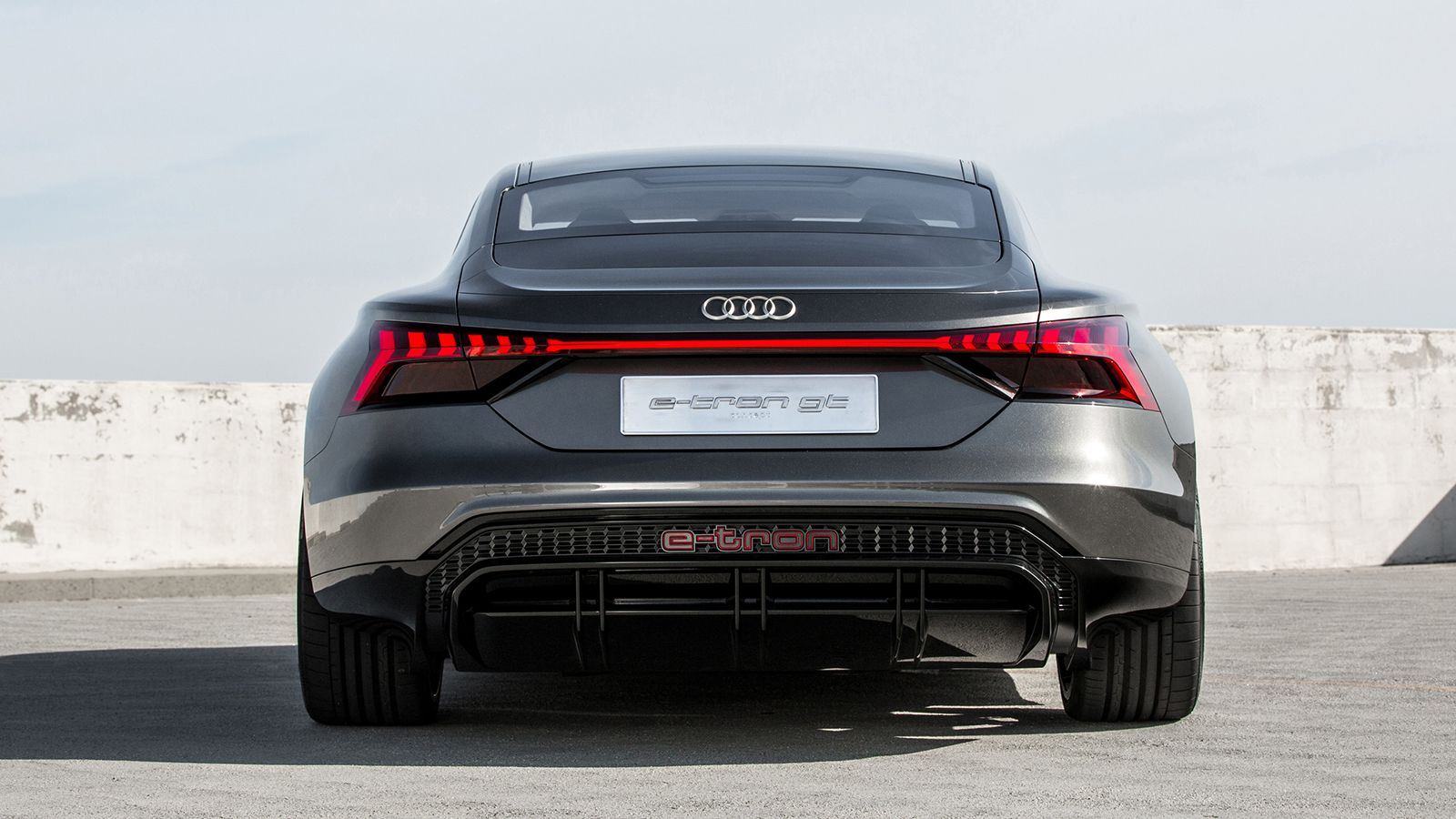Audi e tron gt back store