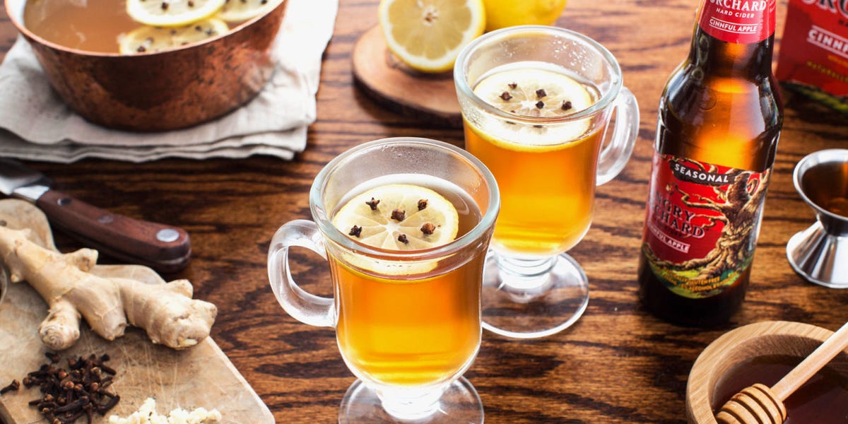 9 Best Whiskey Cocktails To Make At Home Whiskey Cocktail Recipes For Fall 2018