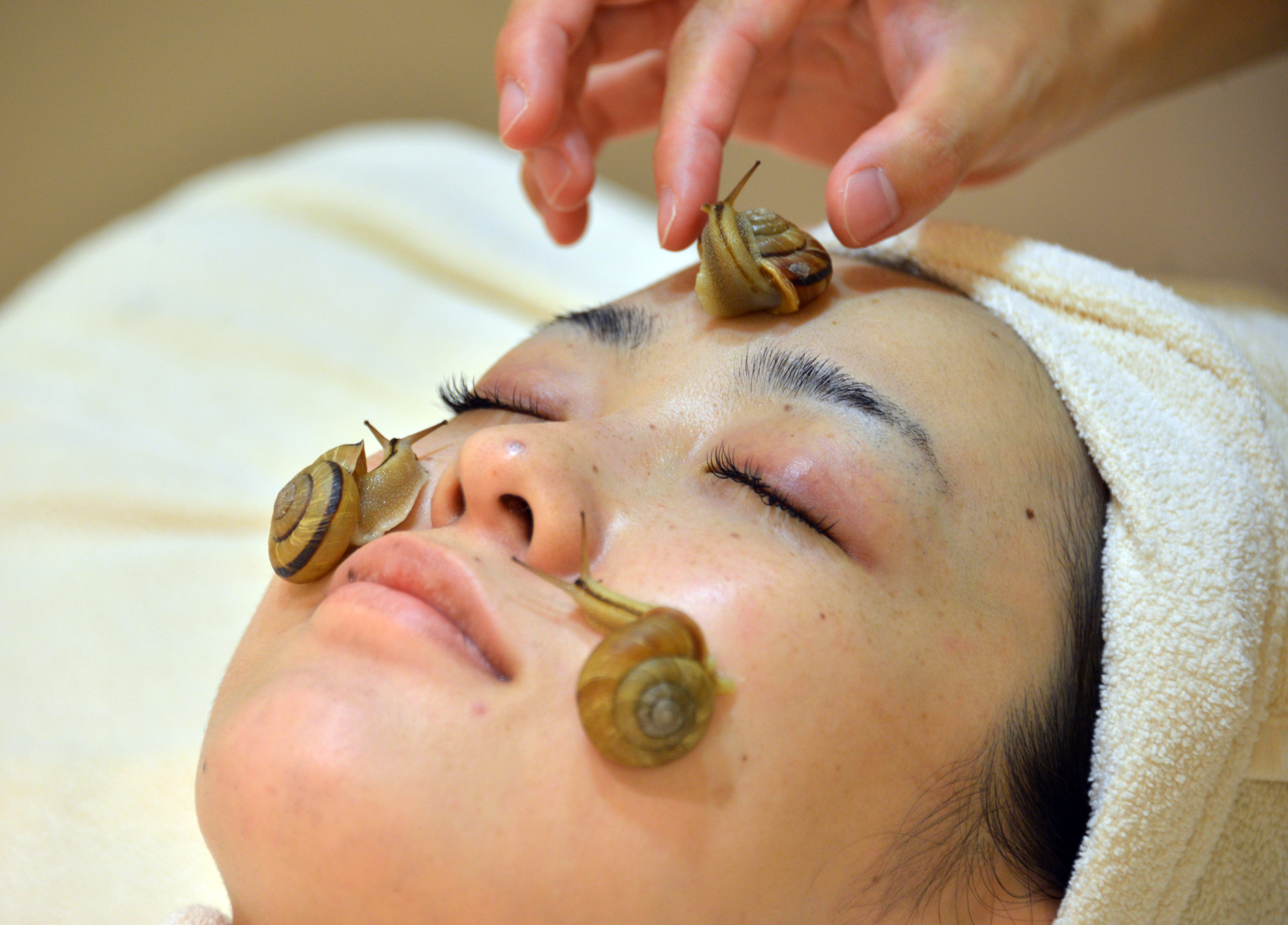 Japanese salon offers snail facial