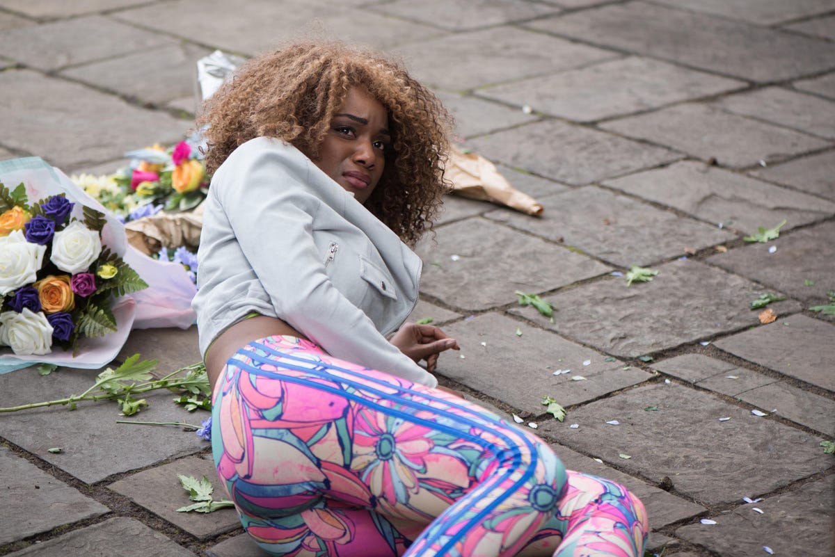 Hollyoaks Spoilers Lisa Loveday Is Victim Of Death Threat After Return