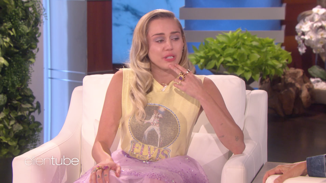 Miley Cyrus Breaks Down In Tears Talking About Hurricane Harvey On The