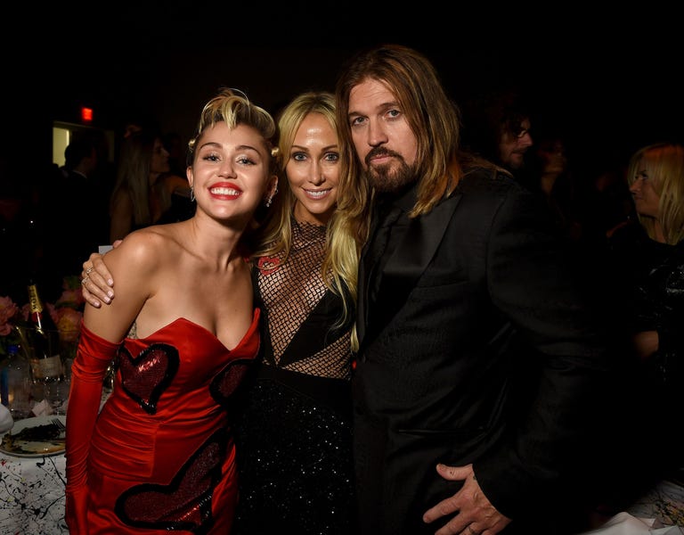 Miley Cyrus And Billy Ray Cyrus Duet Miley Cyrus Posts Song With Dad