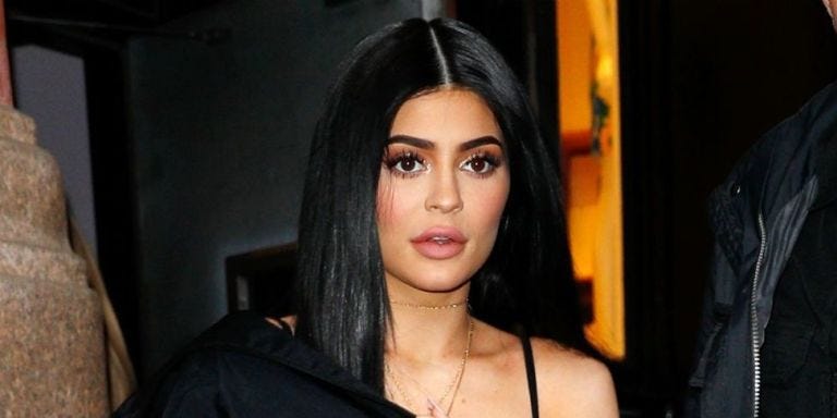 Kylie Jenner Reageert Voor Het Eerst Op De Zwangerschapsgeruchten En