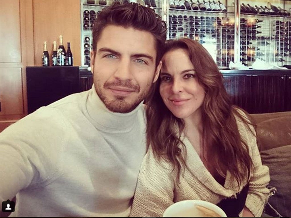 Maxi Iglesias Y Kate Del Castillo Coinciden En Los Ángeles