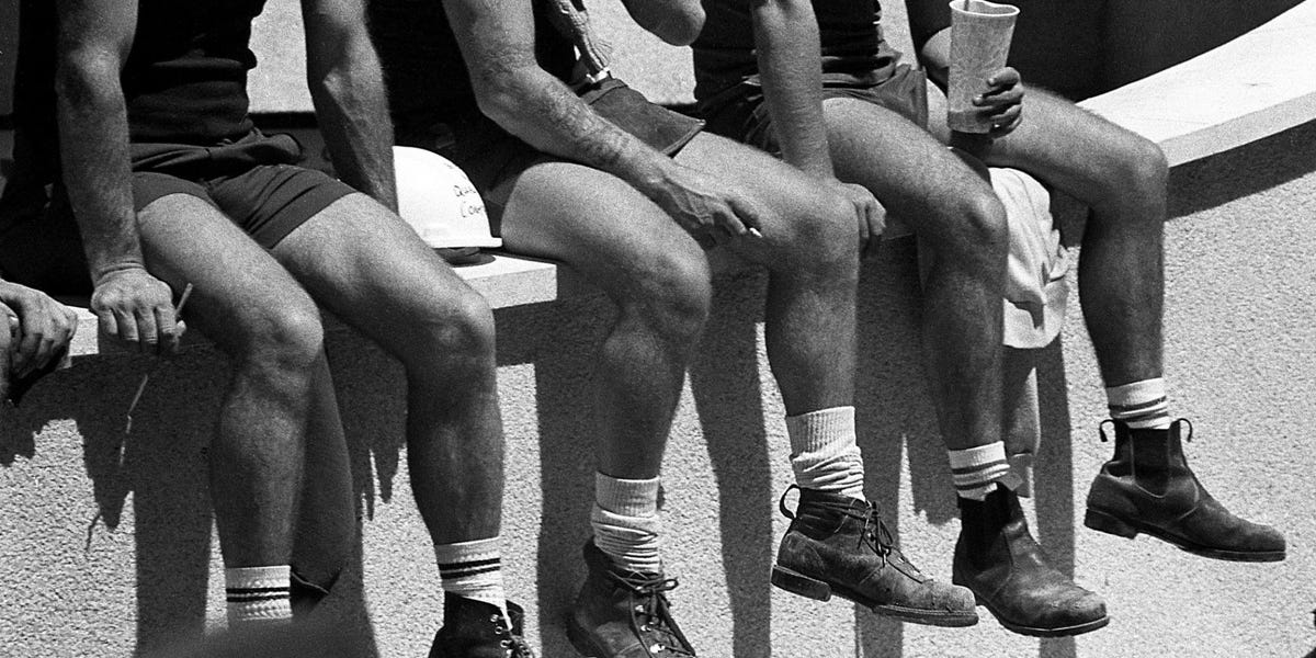 Almost Half Of Men Are Shaving Their Leg Hair