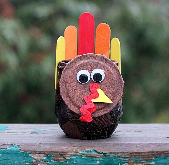 65 Easy Thanksgiving Crafts DIY Projects to Entertain Kids