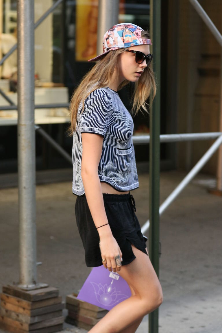 Celebrities Wearing Baseball Caps Photos Of Celebrities In Baseball Caps