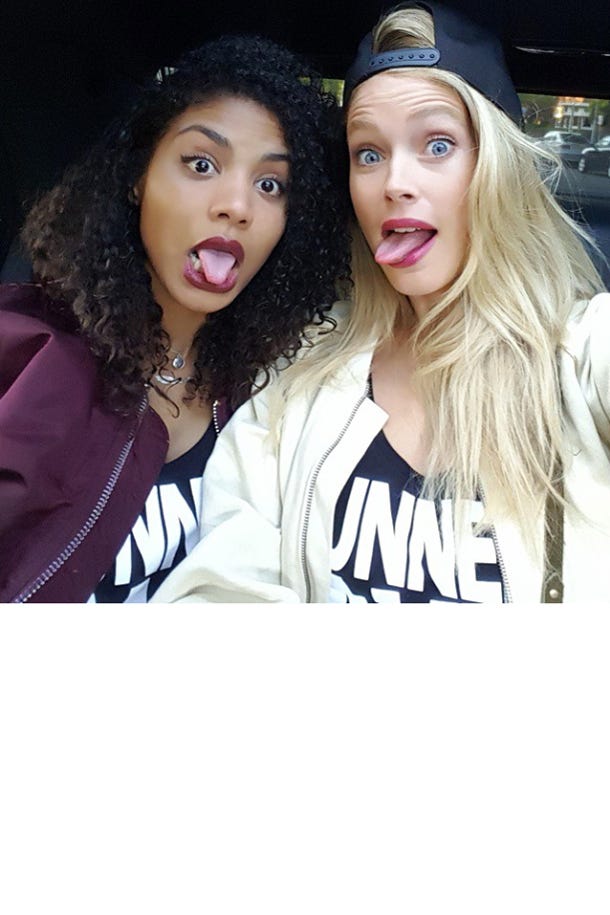 Celebrities Wearing Baseball Caps Photos Of Celebrities In Baseball Caps