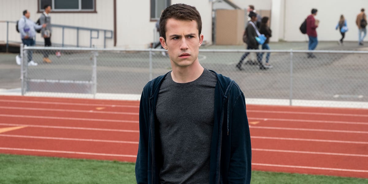 13 Reasons Why Star Breaks Down The Shows Perfect Final Scene