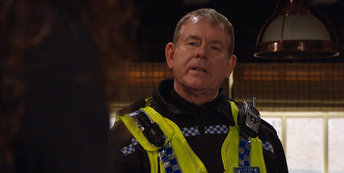 Emmerdale Spoilers The Woolpack Robbery Sparks Suspicion