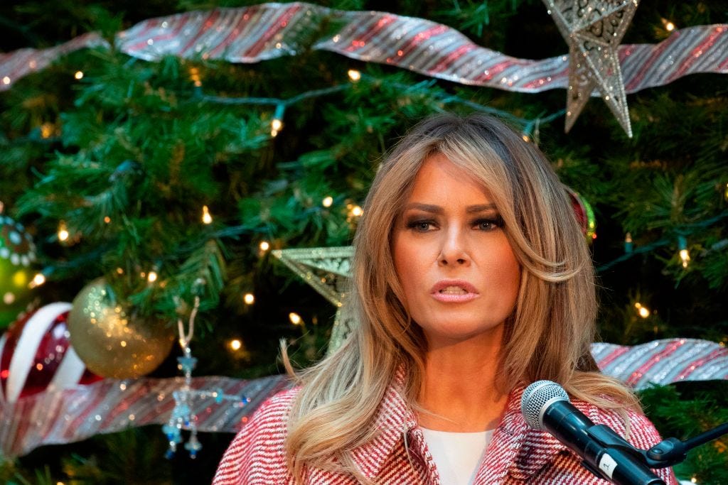 Melania Trump Is No Longer Blonde First Lady Dyes Her Hair Brown Again