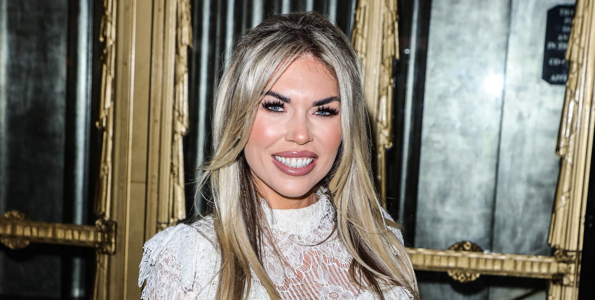 Towie Star Frankie Essex Announces Shes Pregnant With Twins