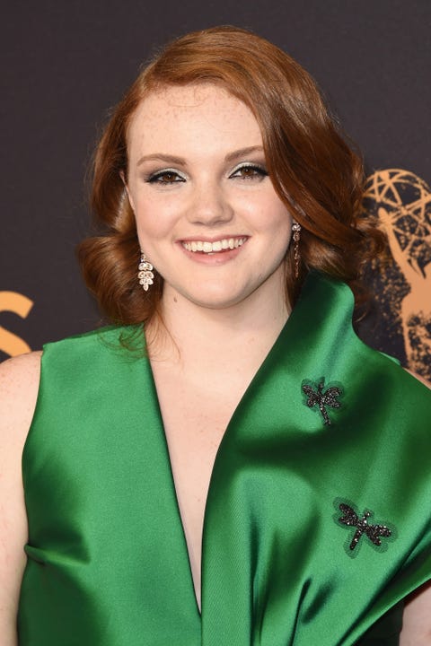 Shannon Purser Wears Emerald Gown at Emmys 2017 - Barb From Stranger ... Shannon Purser Wears Emerald Gown at Emmys 2017 - Barb From Stranger ...