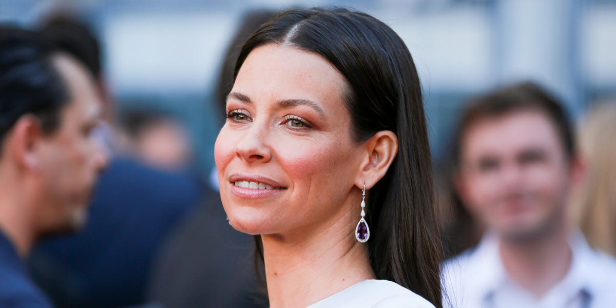 Female Celebrities With A Shaved Head The Best Ever Buzz Cut Moments