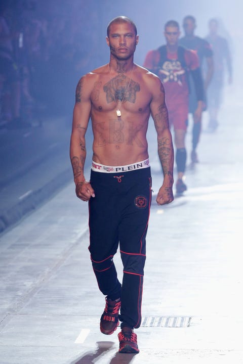 Hot Felon Jeremy Meeks And His Shirtless Body Are On The Runway Again Jeremy Meeks Milan