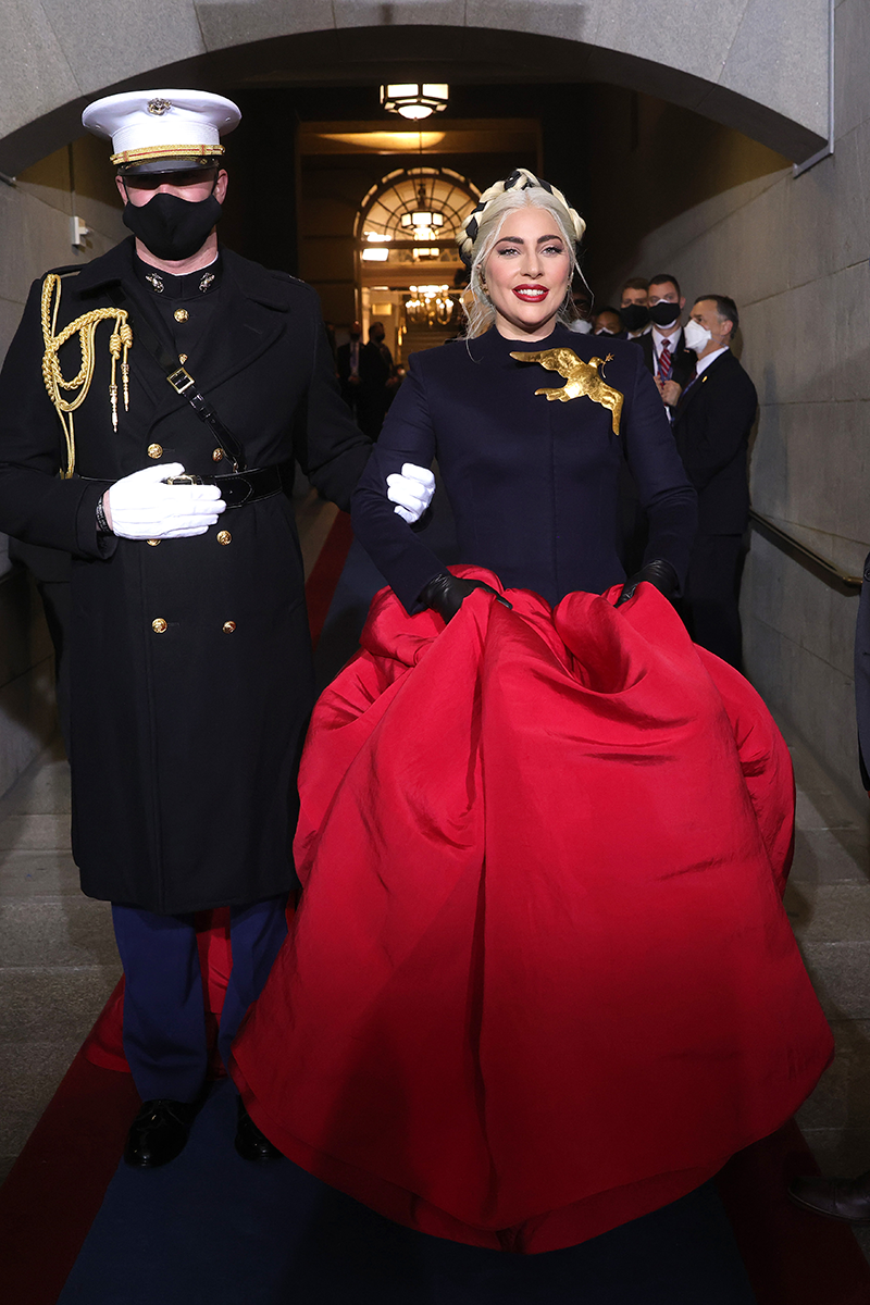Best Twitter Reactions To Lady Gagas Inauguration Dress