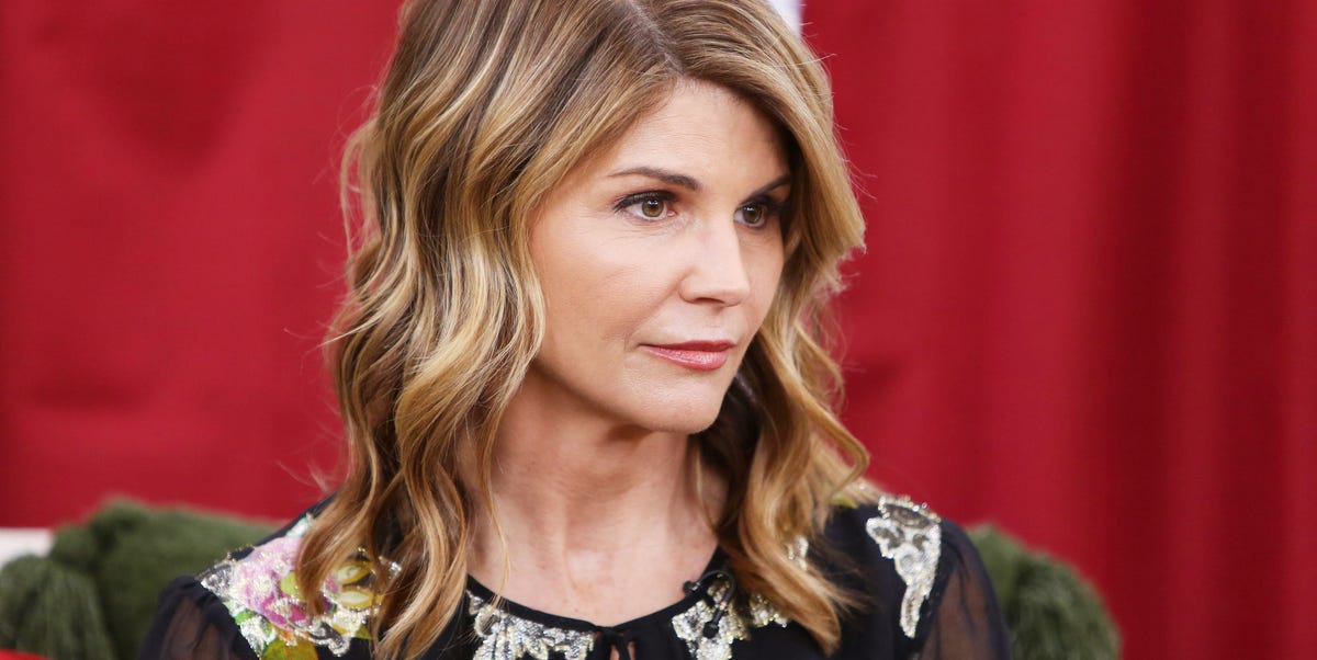 Lori Loughlin Doesnt See Her Actions In College Scandal As Illegal