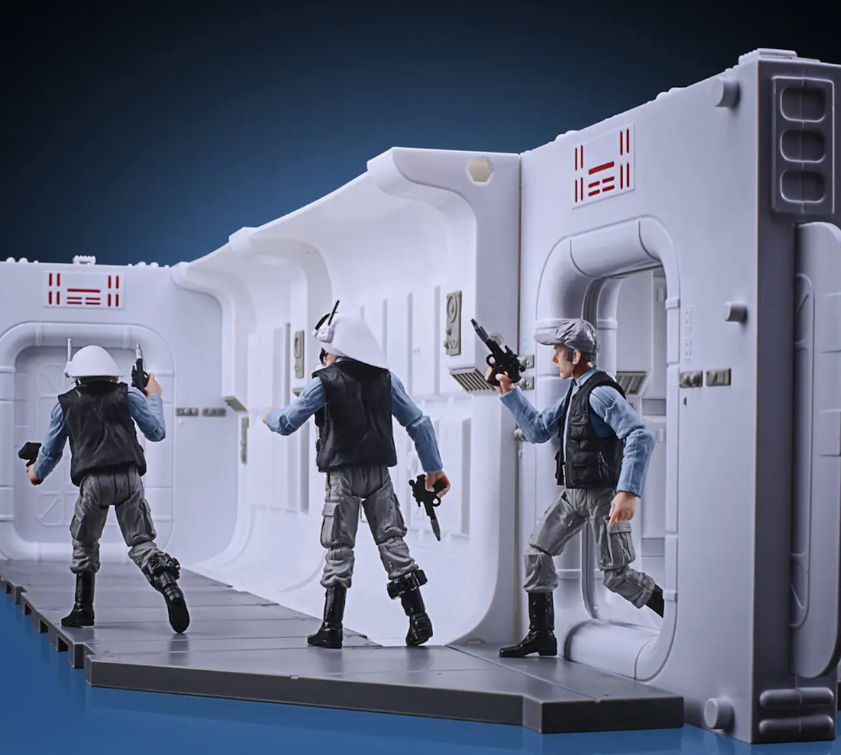 Star Wars Releases New Toy Set With Entire Scene From A New Hope
