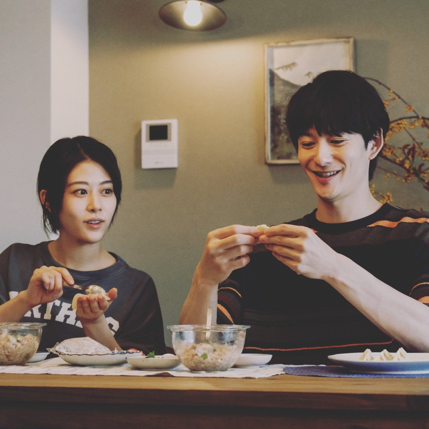 高畑充希、岡田將生結婚了!戀愛時間軸:假戲真做相戀一年閃婚,從好友昇華為夫妻