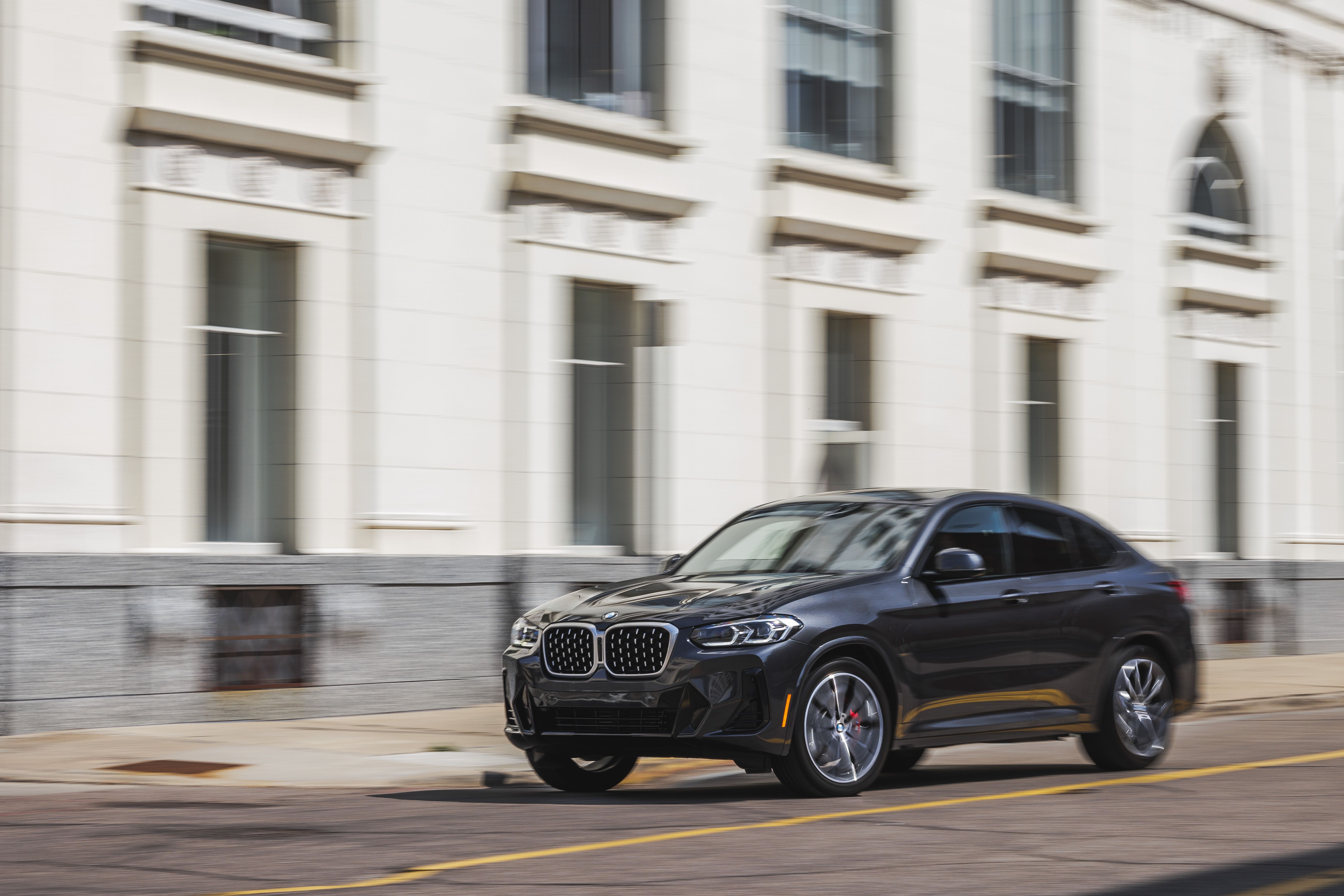 Bmw x4 electric store