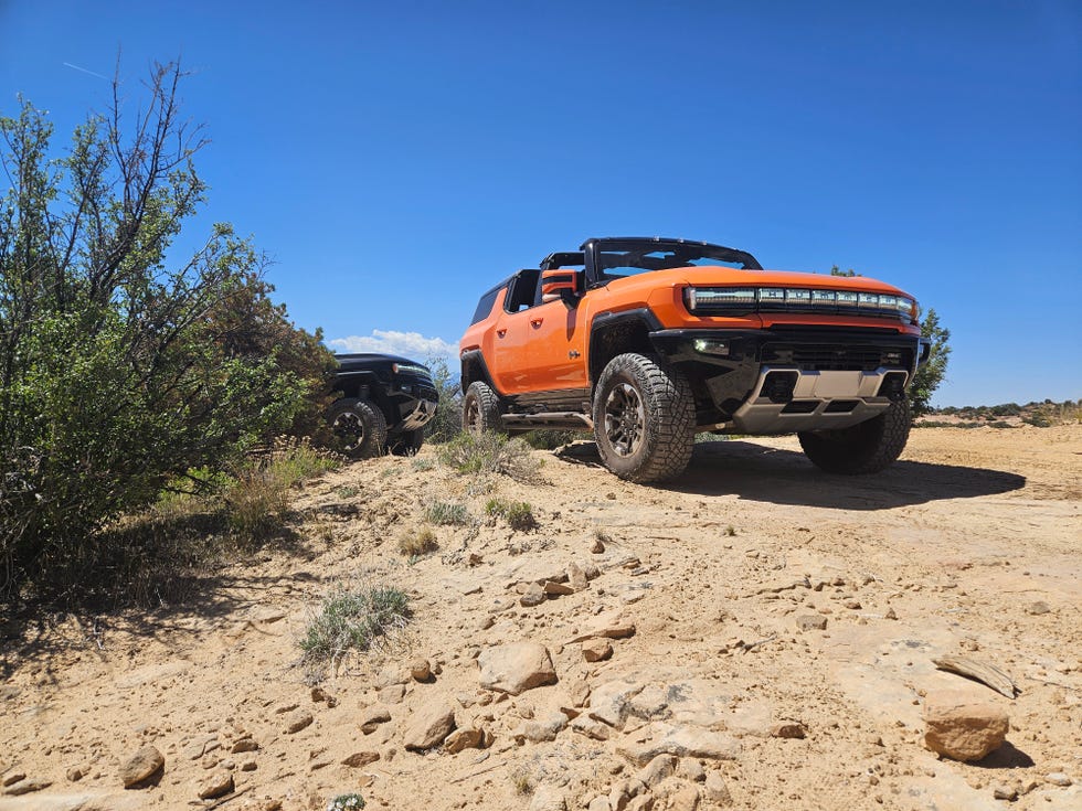 Gmc Hummer Ev Suv Image Gallery
