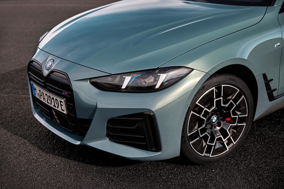 2025 BMW i4 EV and 4-Series Gran Coupe Get Revised Kidney Grilles 2025 BMW i4 EV and 4-Series Gran Coupe Get Revised Kidney Grilles