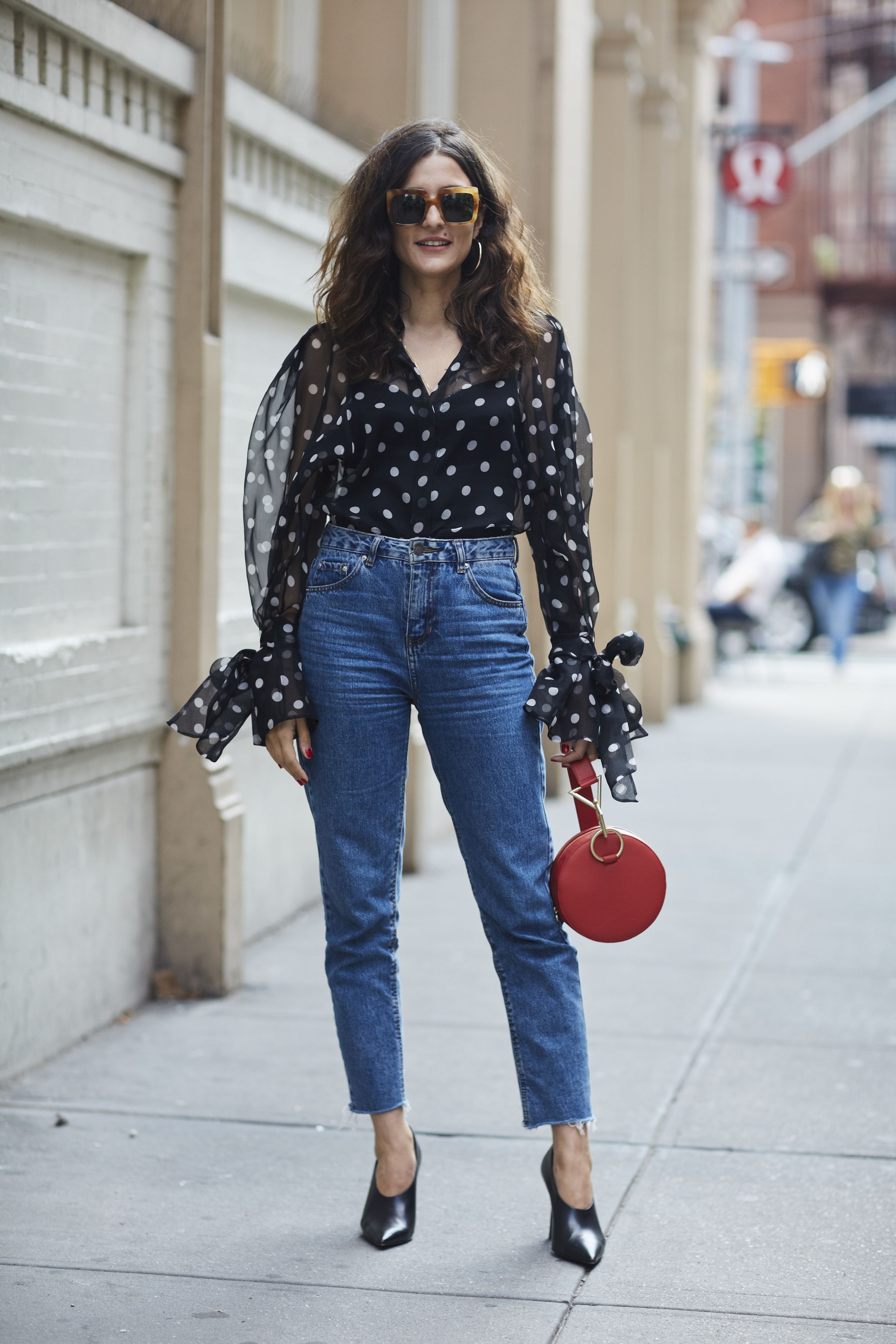 Dot fashion store