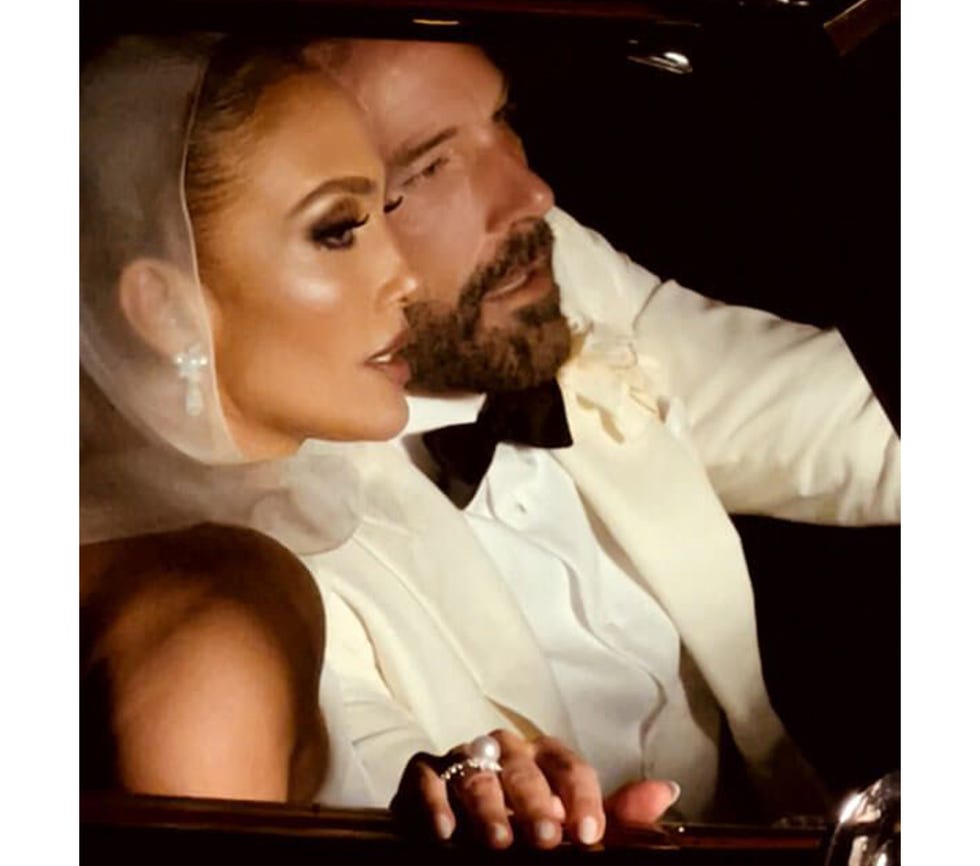 「人生で最も完璧な瞬間…」ジェニファー・ロペスが夢のような結婚式の写真を一挙公開!