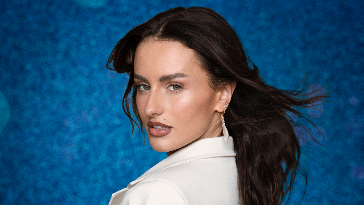 Dancing On Ices Amber Davies Claims Training Is Pushing Me To My Limits