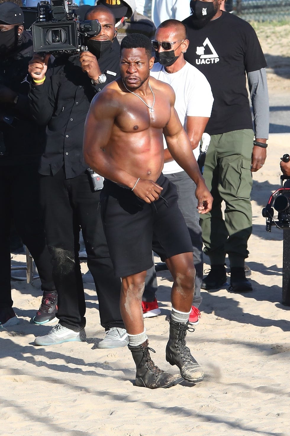 Jonathan Majors Looks Jacked In New Shirtless Creed Iii Photos