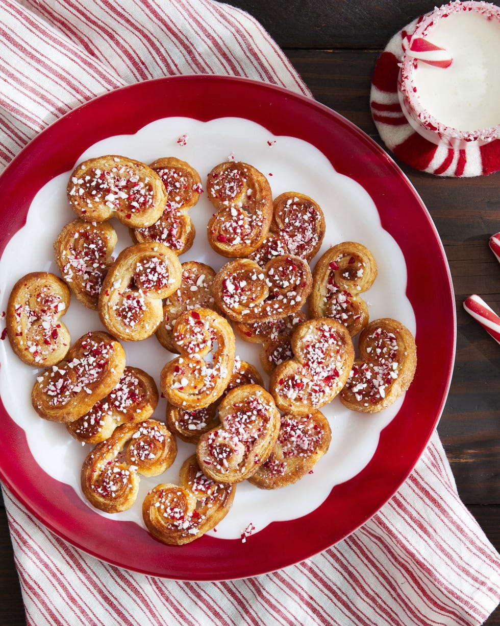 55 Easy Christmas Candy Recipes Homemade Christmas Candy Ideas