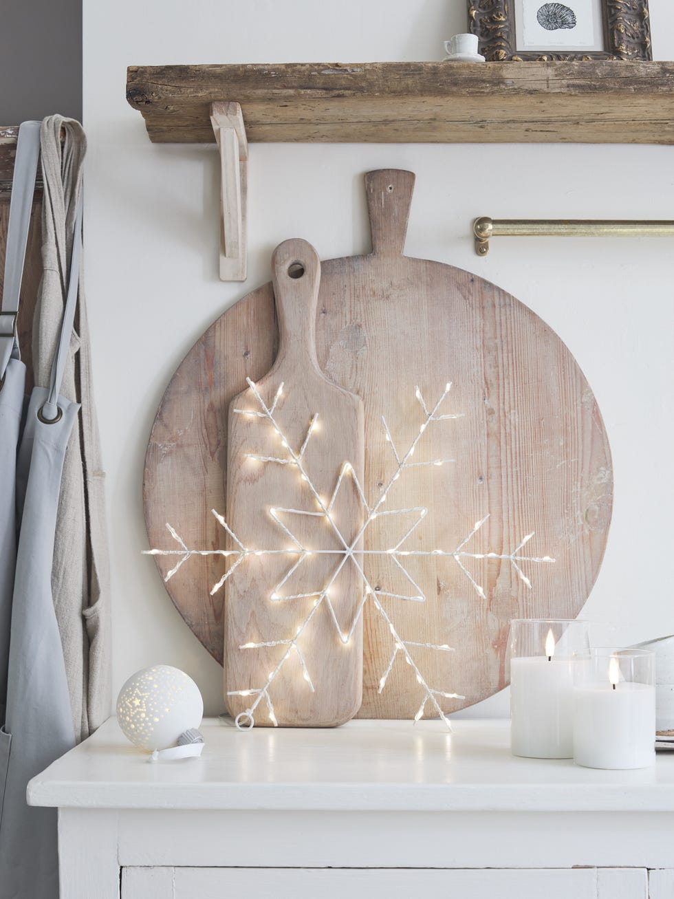 Inspiring Country Homes At Christmas Festive Decor Ideas
