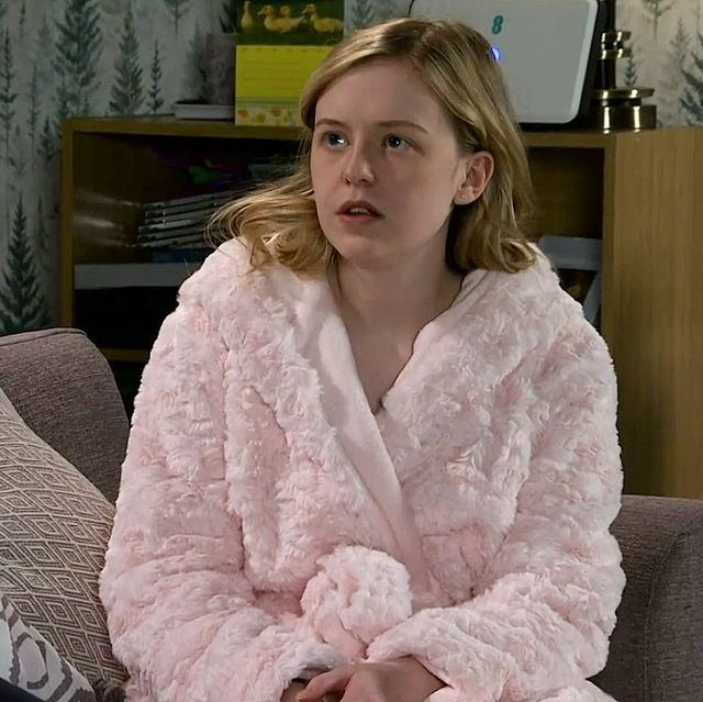Coronation Street's Summer Spellman to be caught up in new Mike and ... Coronation Street's Summer Spellman to be caught up in new Mike and ...