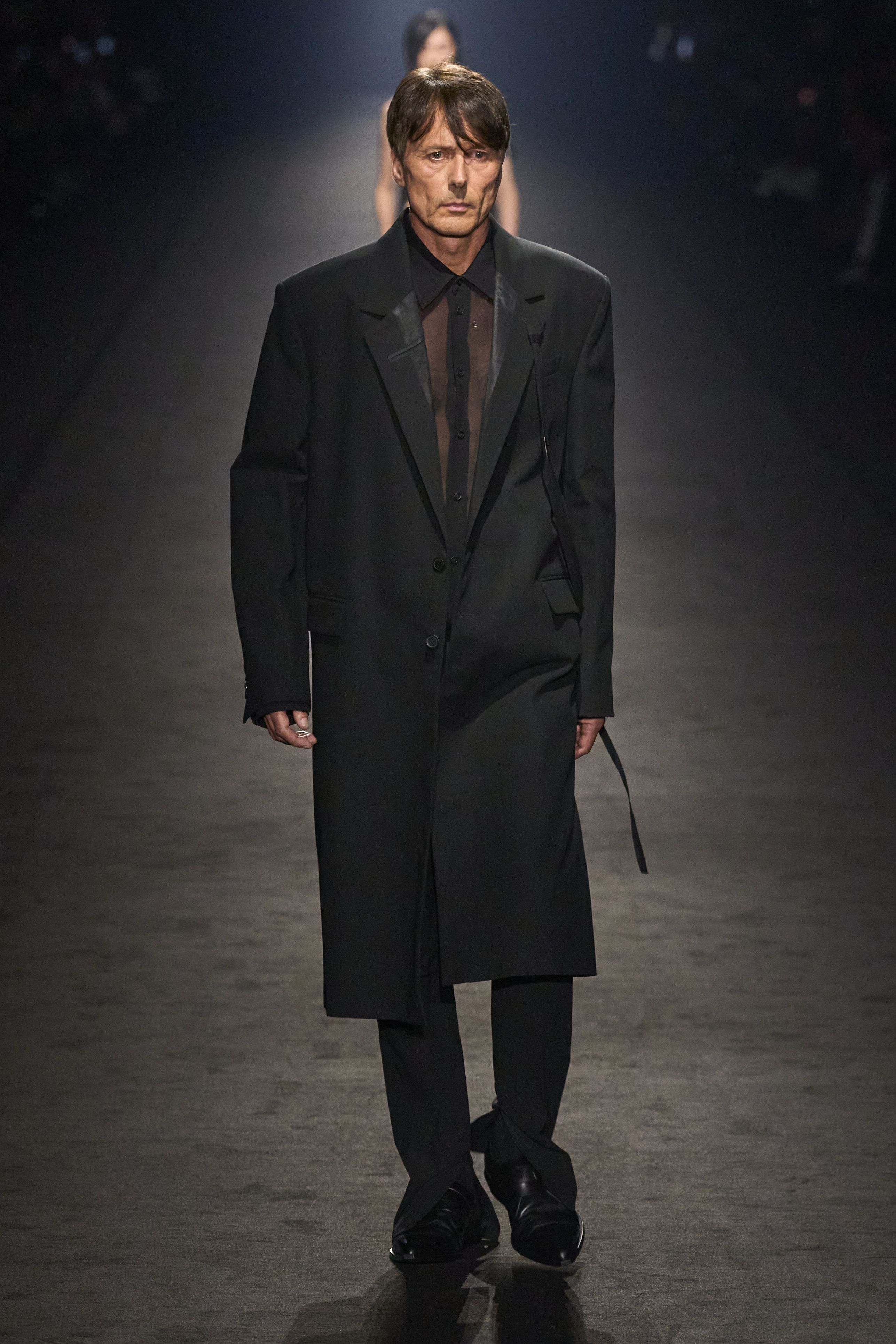 アン ドゥムルメステール(ANN DEMEULEMEESTER)2024春夏 アン ドゥムルメステール(ANN DEMEULEMEESTER)2024春夏
