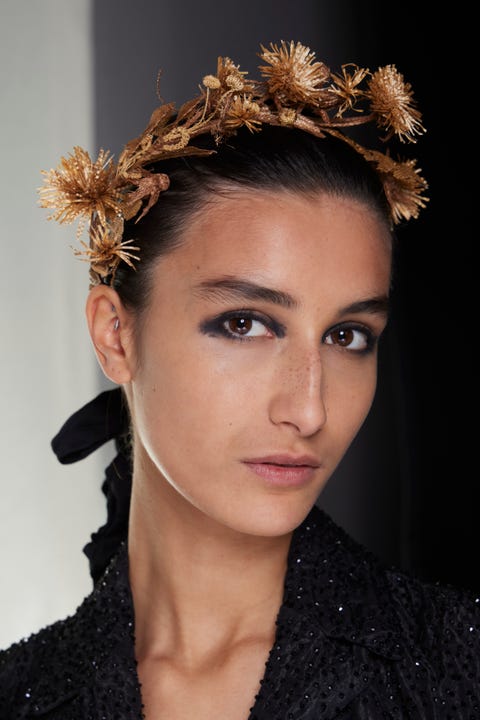 Autumn Hair Trends For 2023 Best Aw23 Runway Hairstyle Trends