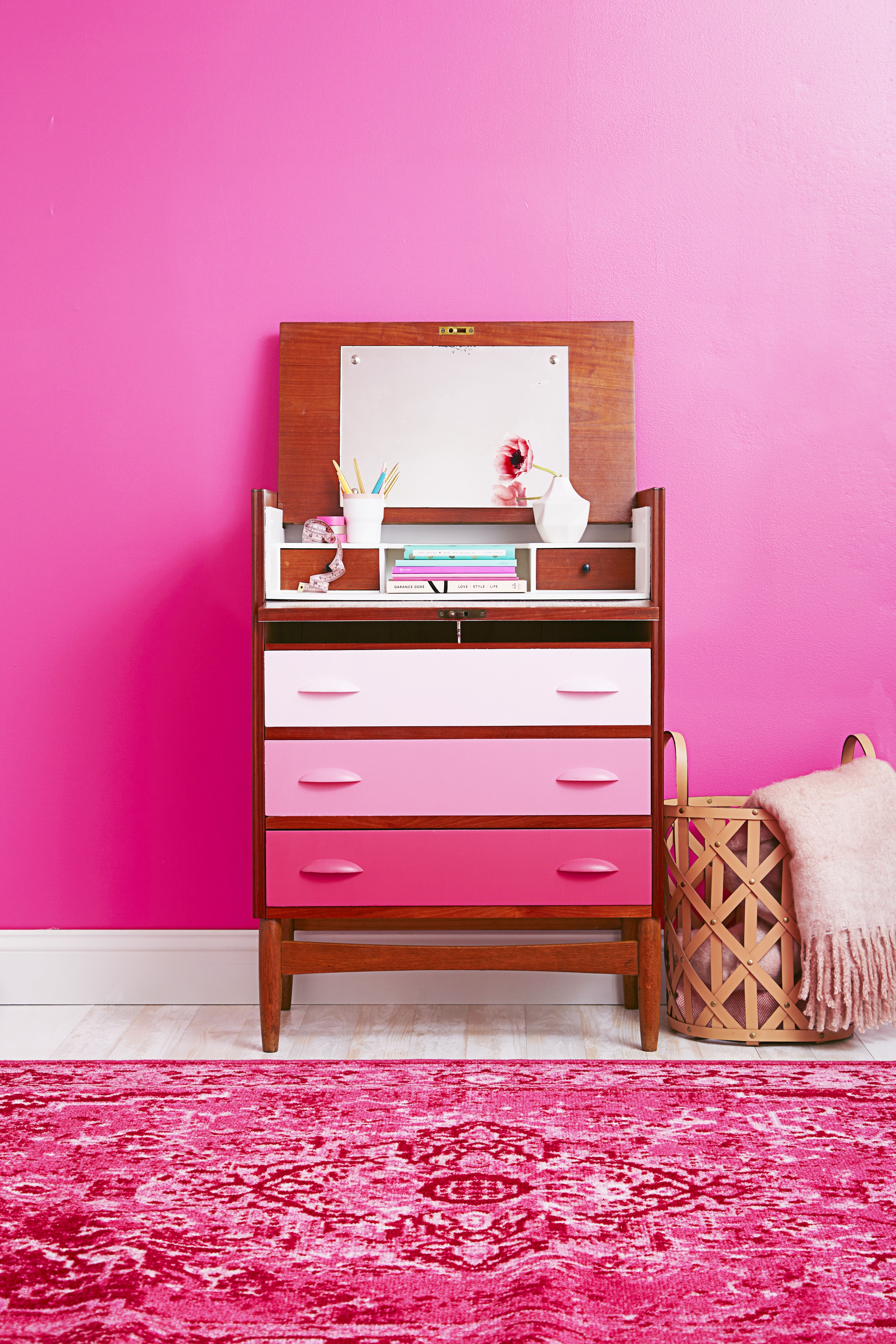 15 Upcycled Furniture Ideas Repurposed Furniture Before and After