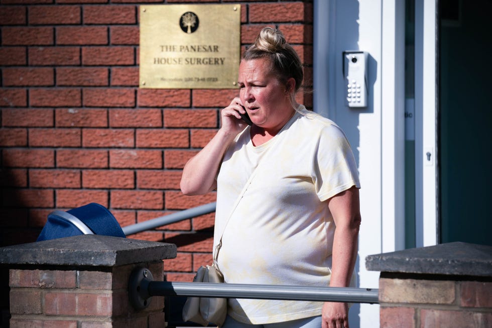 Eastenders Spoilers First Look At Returning Character For Stuart