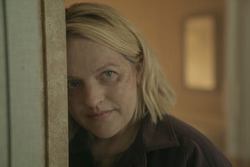 elisabeth moss, the handmaid's tale