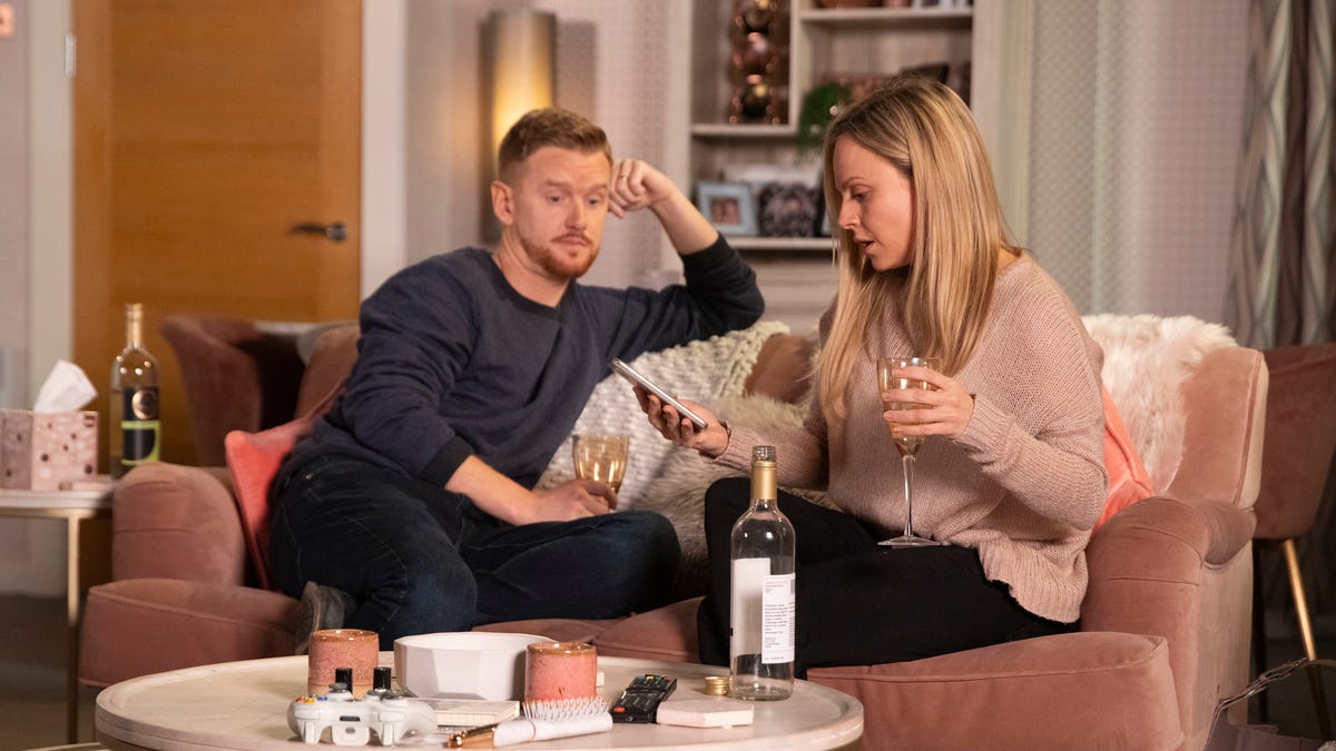 Coronation Street confirms Gary and Sarah romantic twist – Corrie News Coronation Street confirms Gary and Sarah romantic twist – Corrie News