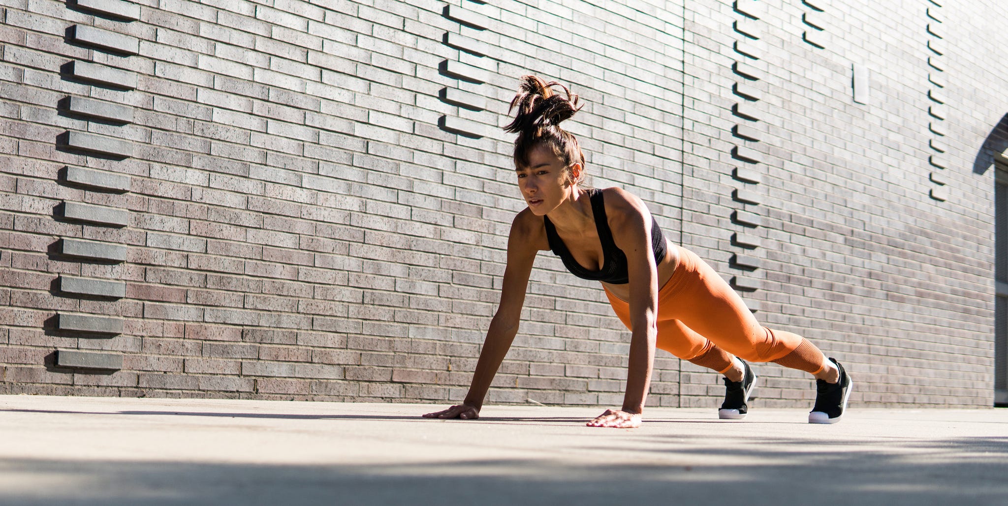 How to Do a Plank Properly - The Plank Exercise Guide How to Do a Plank Properly - The Plank Exercise Guide