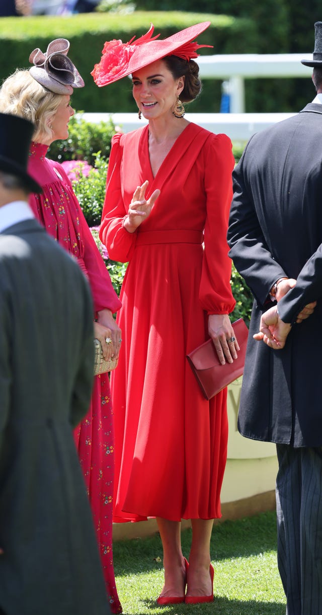 Princess Kates All Red Outfit At The Royal Ascot Is A Total Scene Stealer