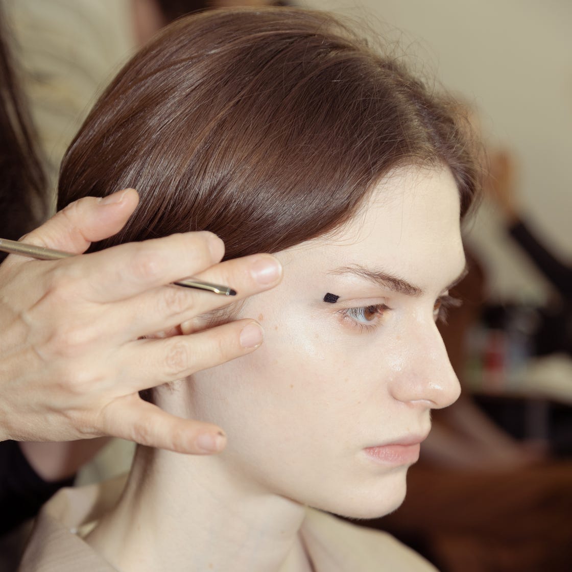 Cómo Aplicar Correctamente El Contorno De Ojos Paso A Paso