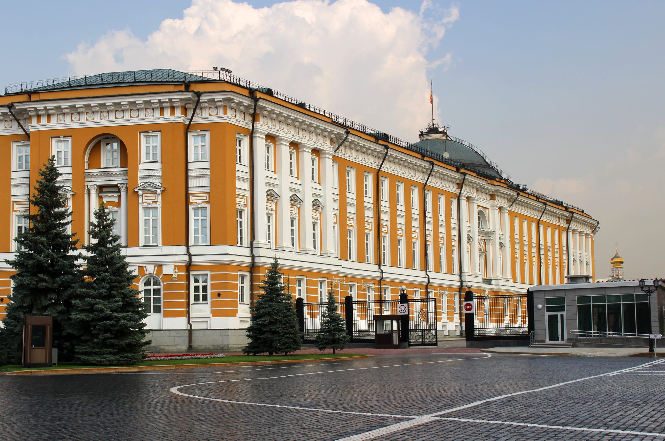 Vladimir Putin Net Worth 2018 Why At 200 Billion Putin Thinks Hes