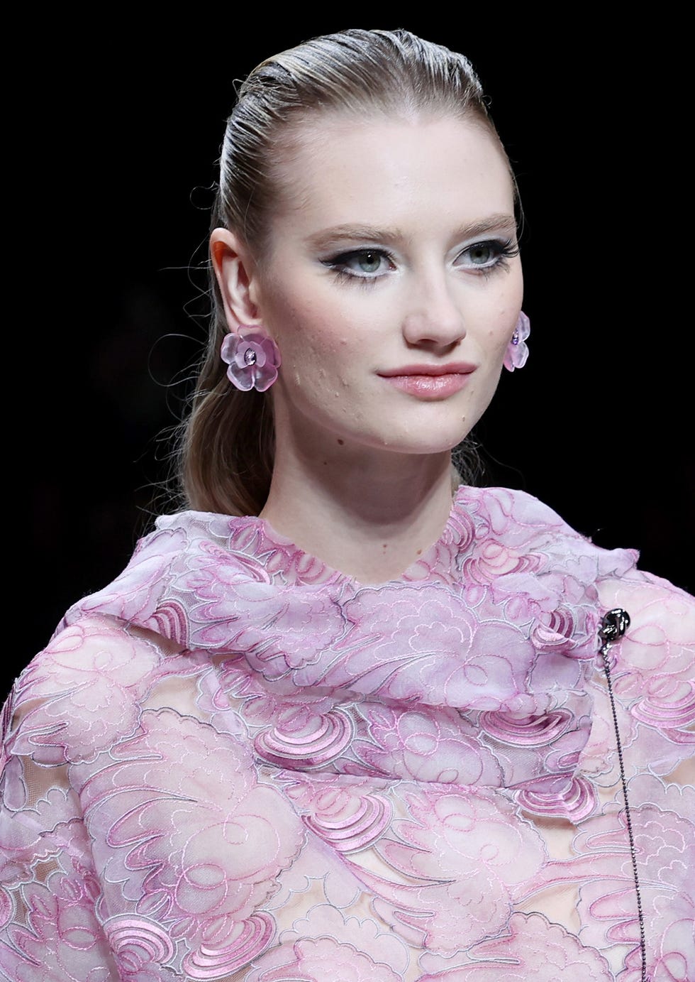 Tutorial Trucco Con Ciglia Finte Foto Sfilata Giorgio Armani