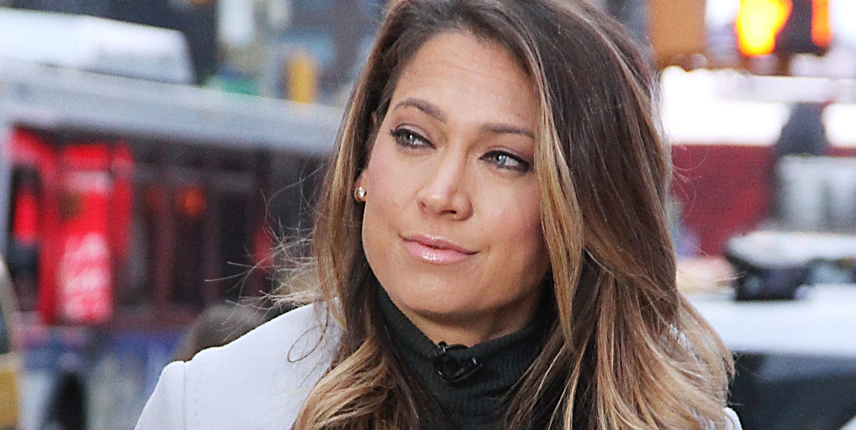 Gma Anchor Ginger Zee Slams Twitter Follower Who Called Her A Bimbo