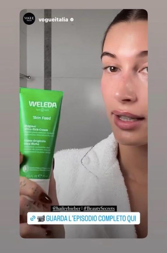 Descubierta La Crema Hidratante Favorita De Hailey Bieber Que Deja La