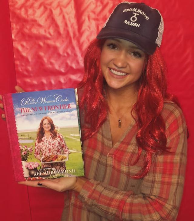 40 Best Halloween Costumes For Redheads In 2024
